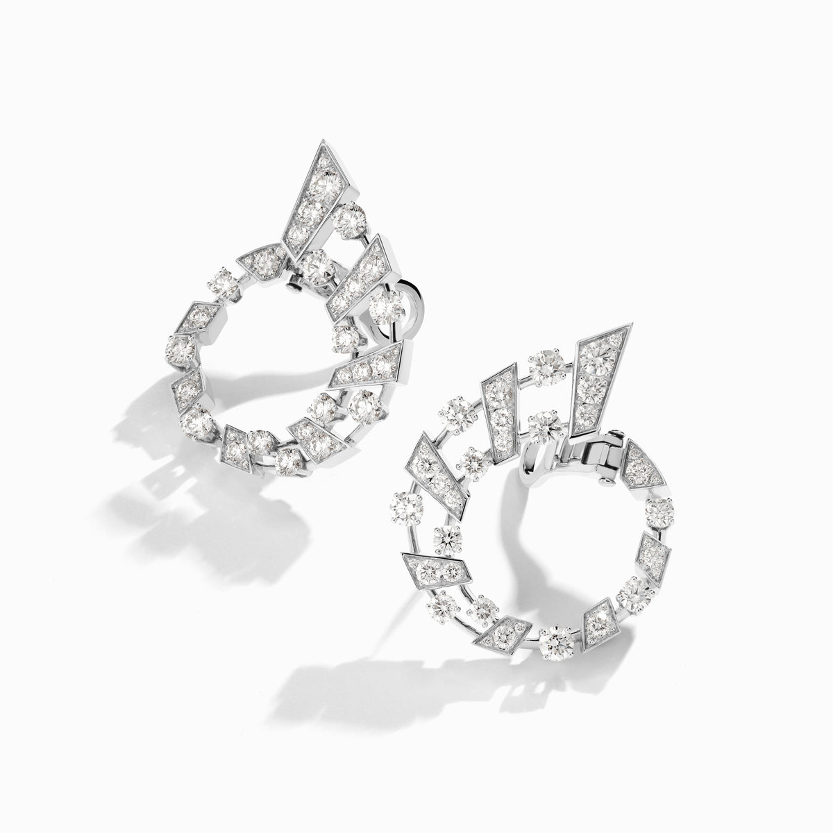 Fifth Avenue Diamond Post Earrings – MARLI New York